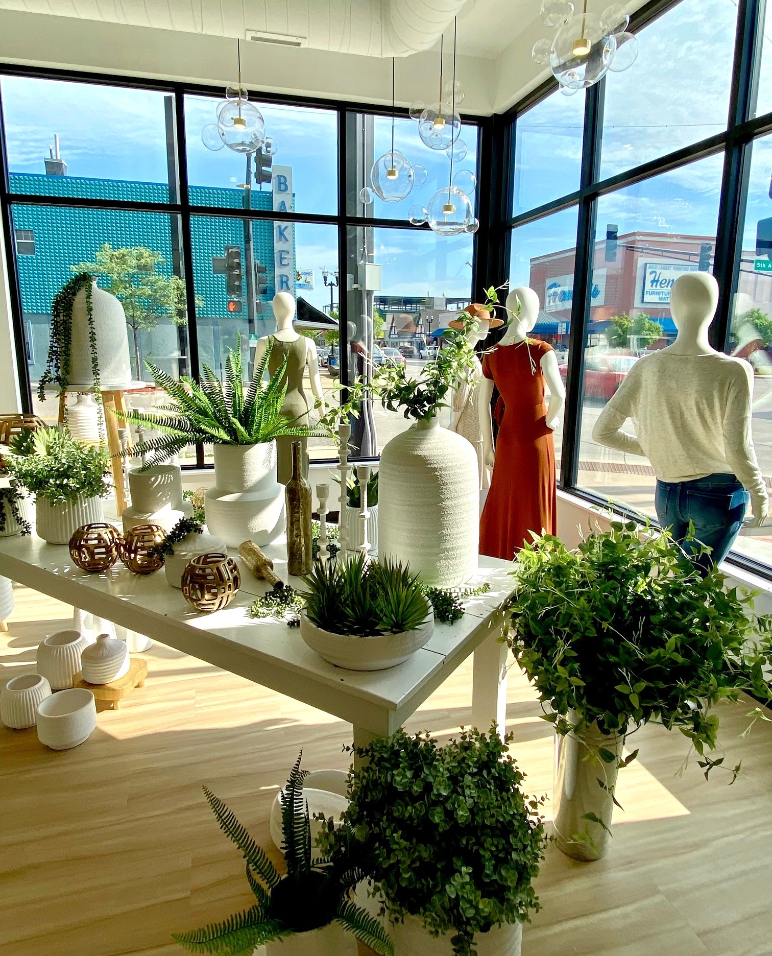 Shopping Local – SHB Explores